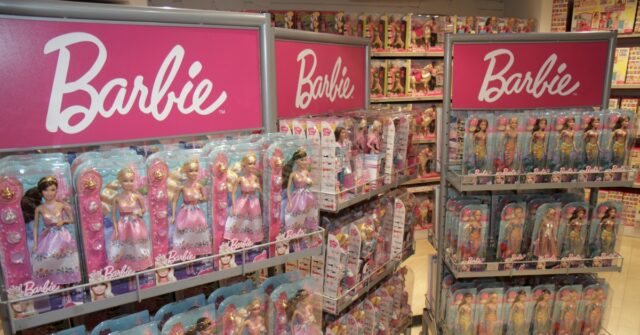 5 Barbie Knockoffs - Weird Worm