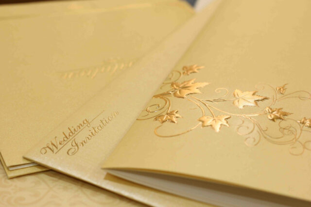 Top 6 Good-Looking Wedding Cards - Weird Worm