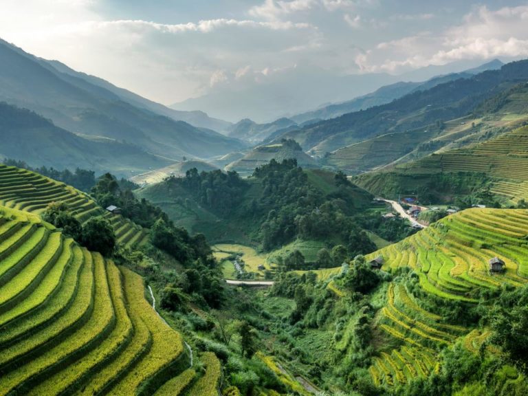 Facts about Laos: Everything You Should Know - Weird Worm