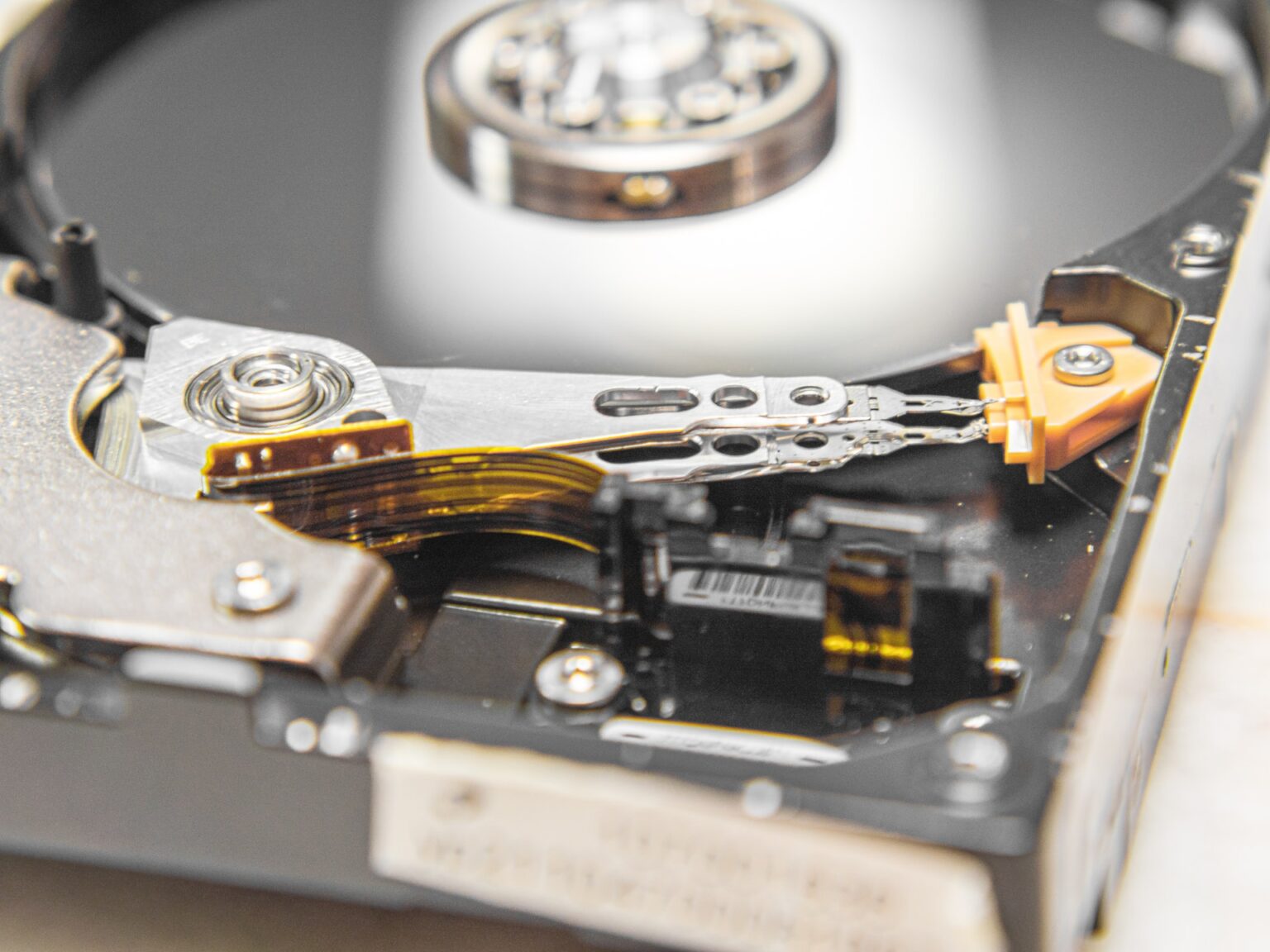 5 Steps to Slaving Your Hard Drive - Weird Worm