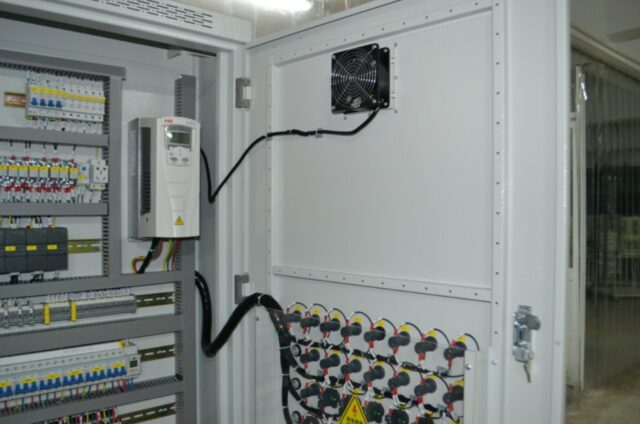 5 Ways Of Ensuring Safety When Handling Electricals - Weird Worm