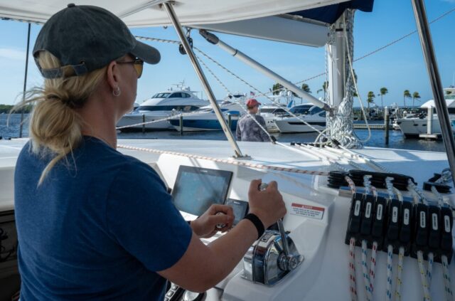 4 Tips for Taking the Level 2 Powerboat Training Course - Weird Worm