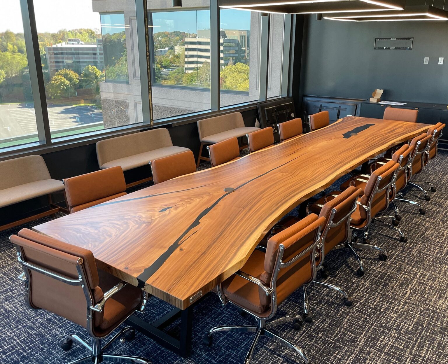 Take a Look At The Most Popular Conference Table Options - Weird Worm